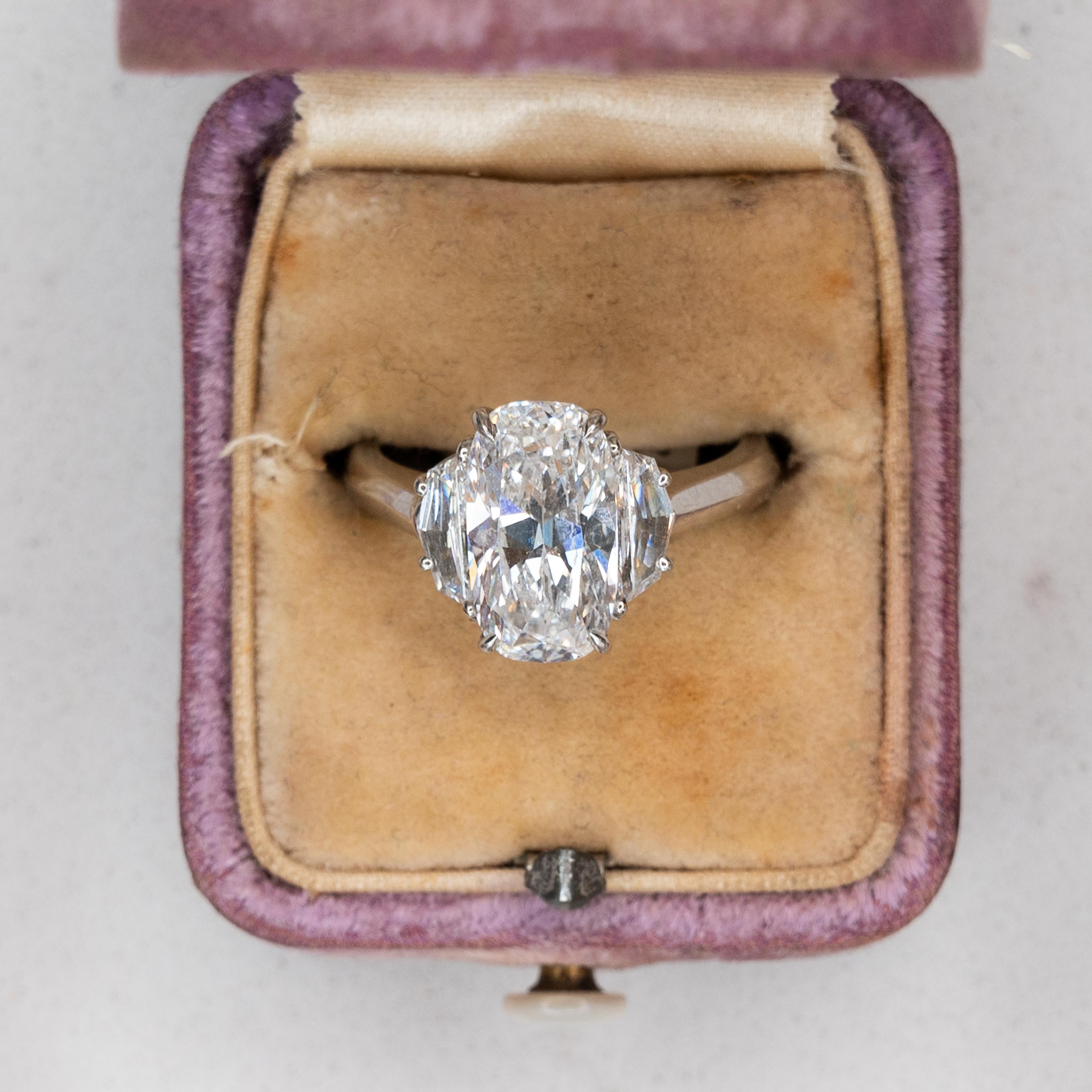 Cushion Cut Diamonds: Soft Curves, Strong Style – Filigree Jewelers