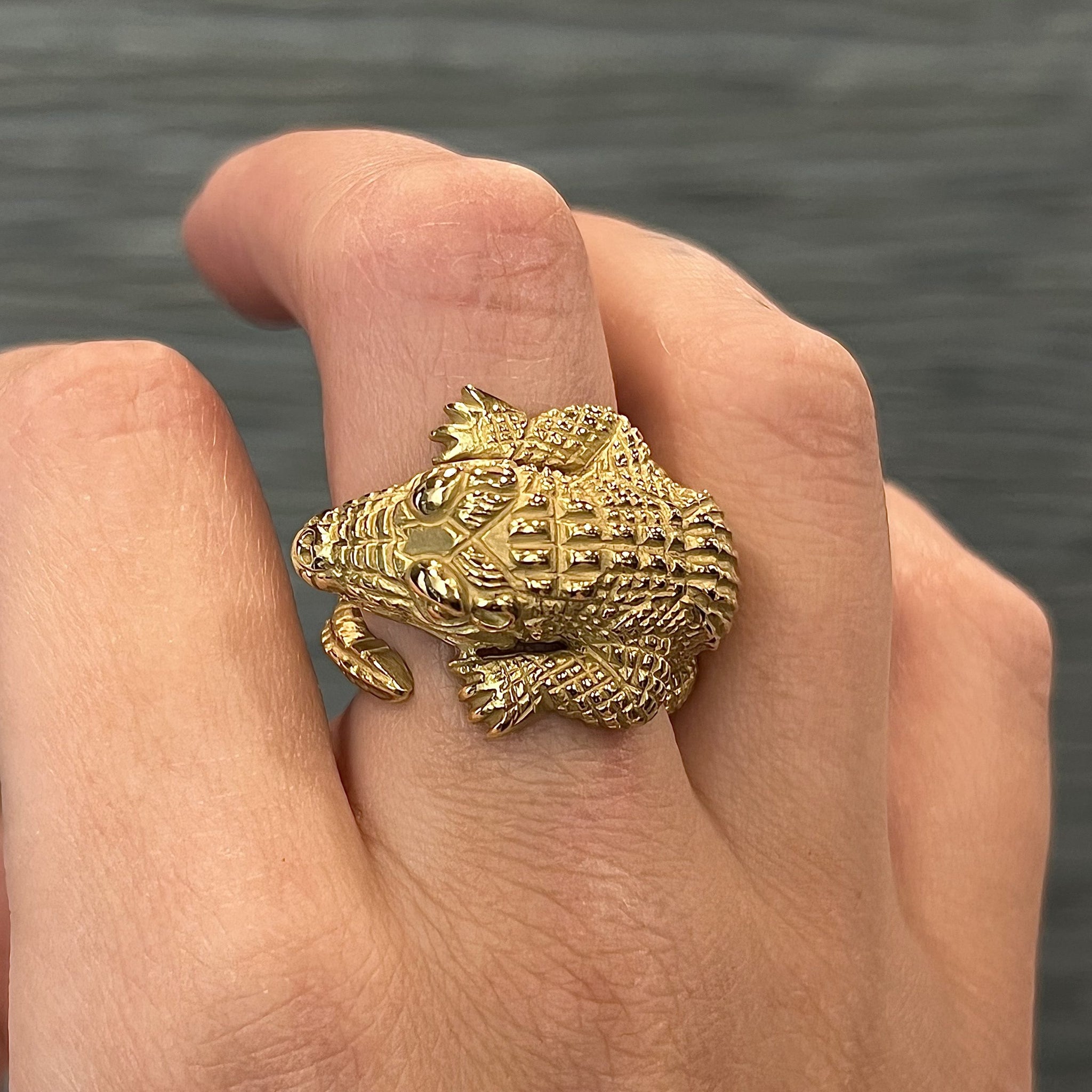 Kieselstein Cord Alligator Ring in 18k Yellow Gold – Filigree Jewelers